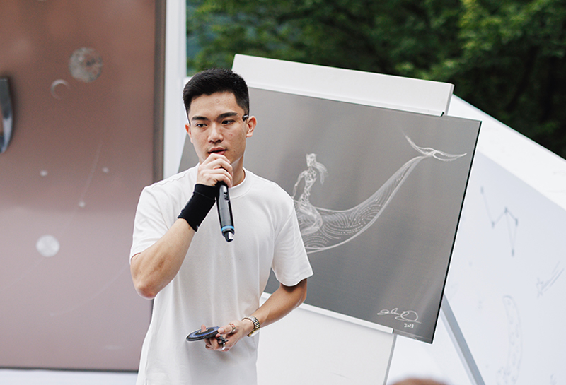 星鑽系列｜由藝術家Johnny Chen 手工刻畫